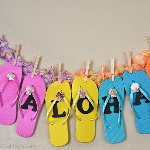 How to Make A Flip Flop Aloha Party Banner
