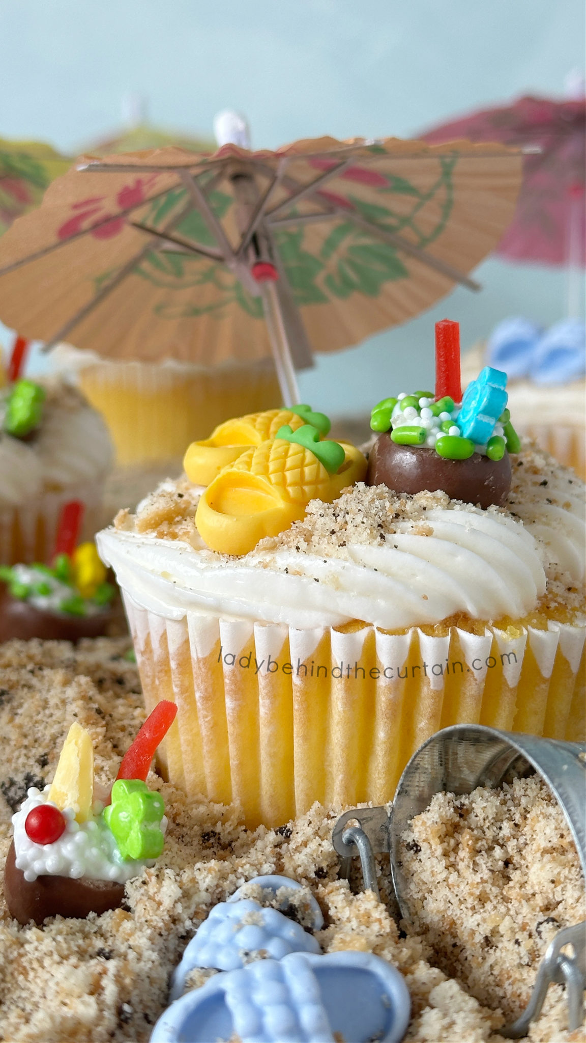 Tropical Mango Filled Cupcakes