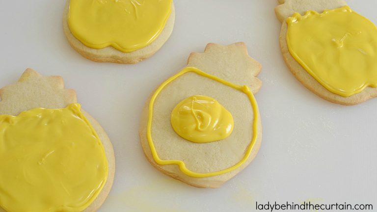 How To Decorate Sugar Cookies With Candy Melts