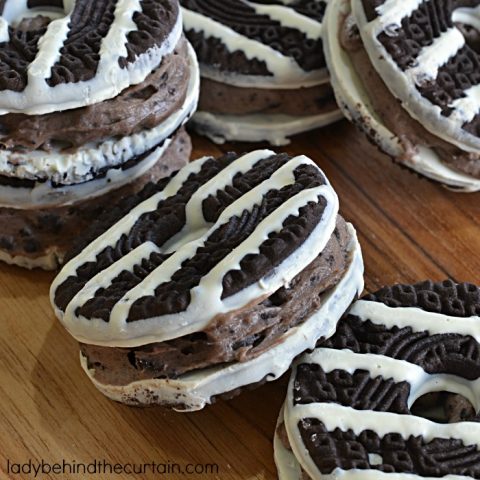 Semi Homemade Cookies and Cream Sandwich Cookies