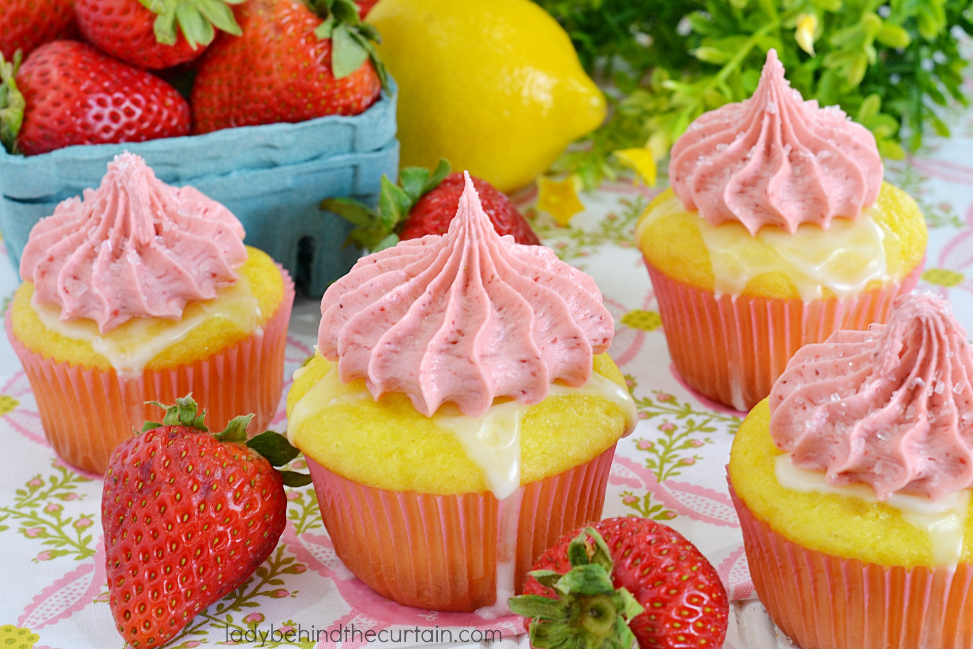 Strawberry Lemonade Cupcakes