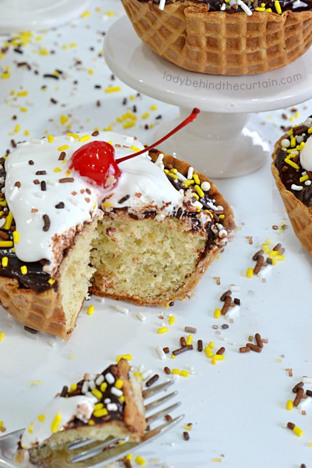 Semi Homemade Banana Split Mini Cakes