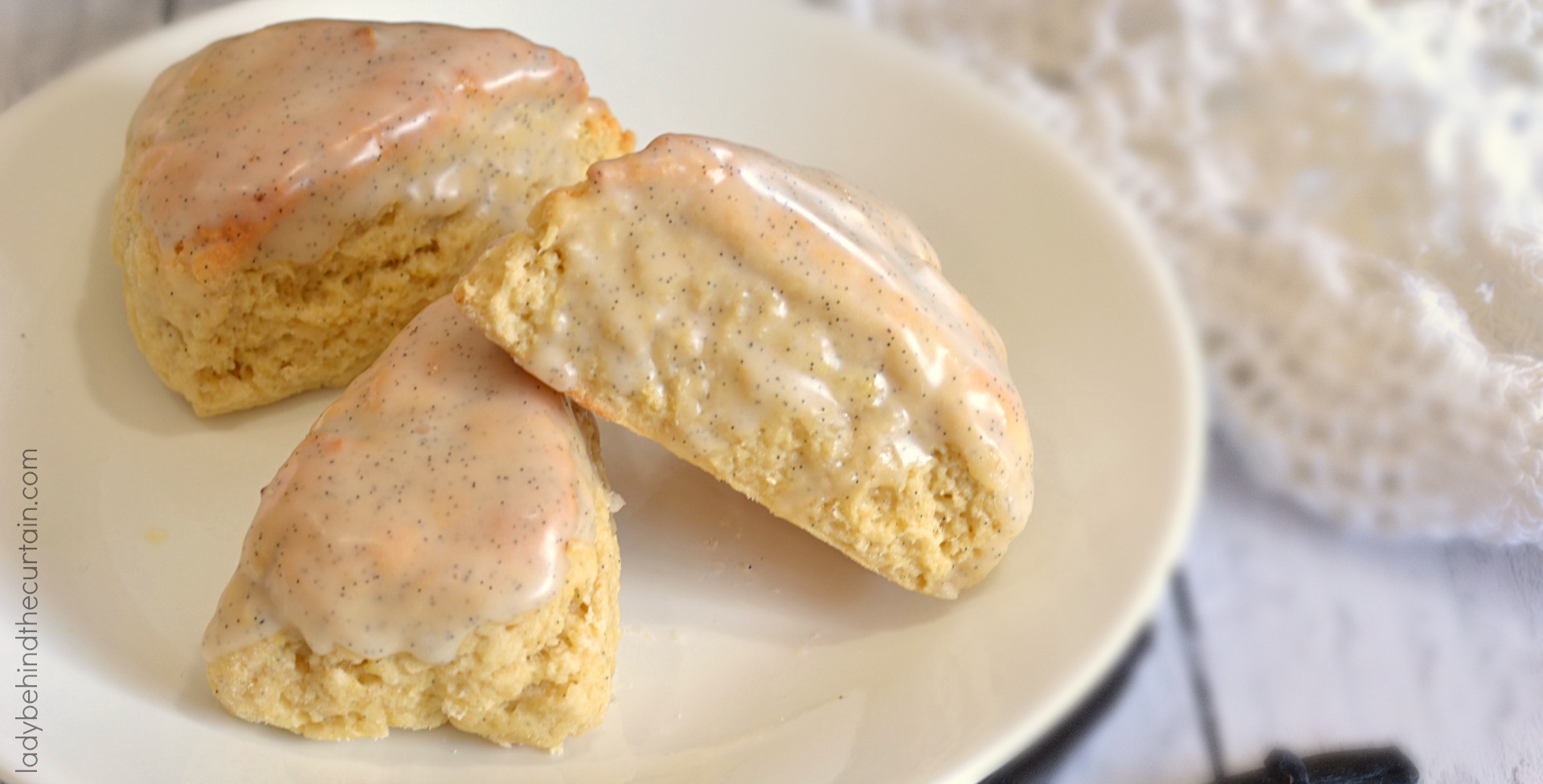 Copycat Starbucks Petite Vanilla Scones