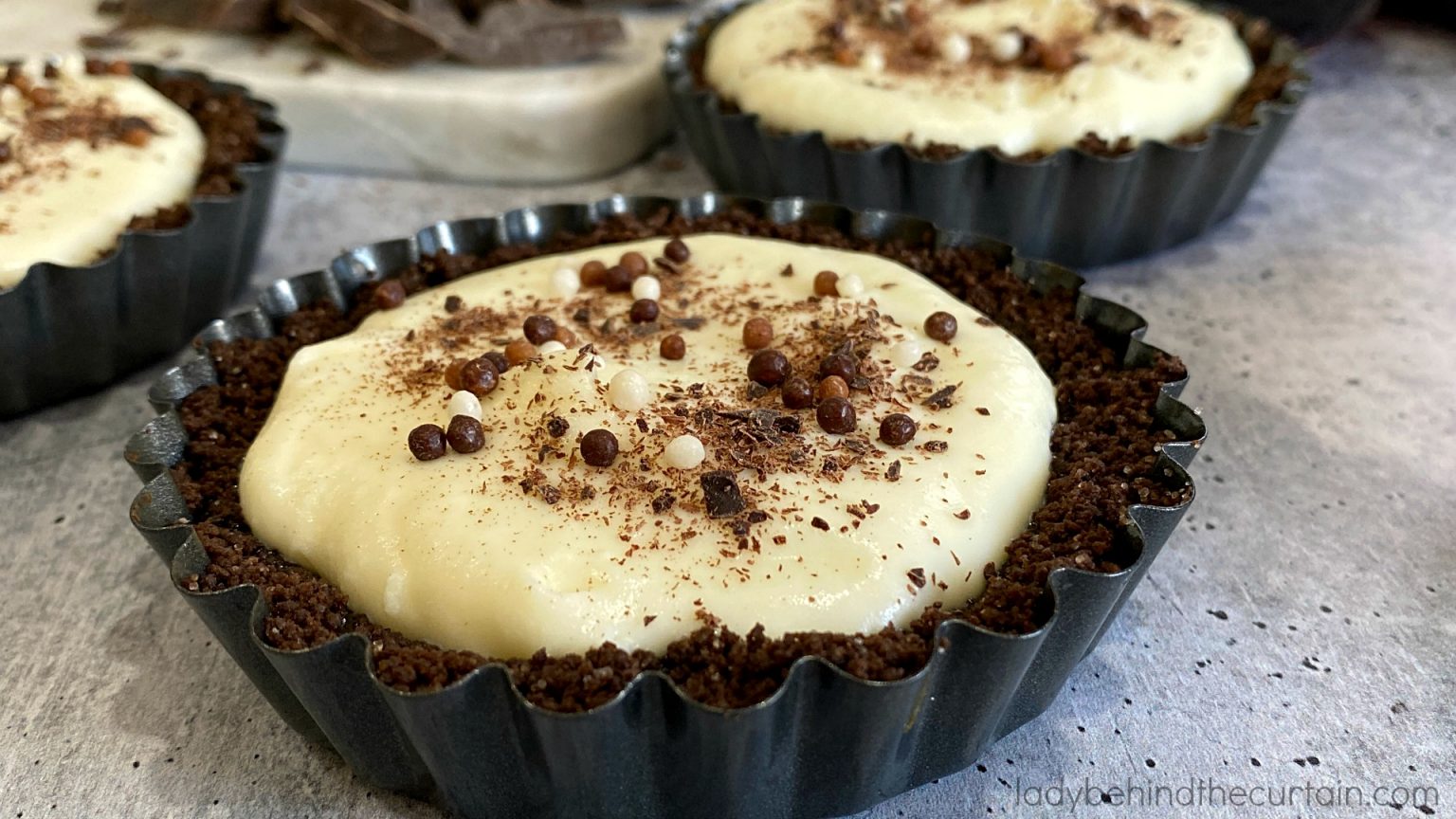 Chocolate Wine Ganache Mini Tarts