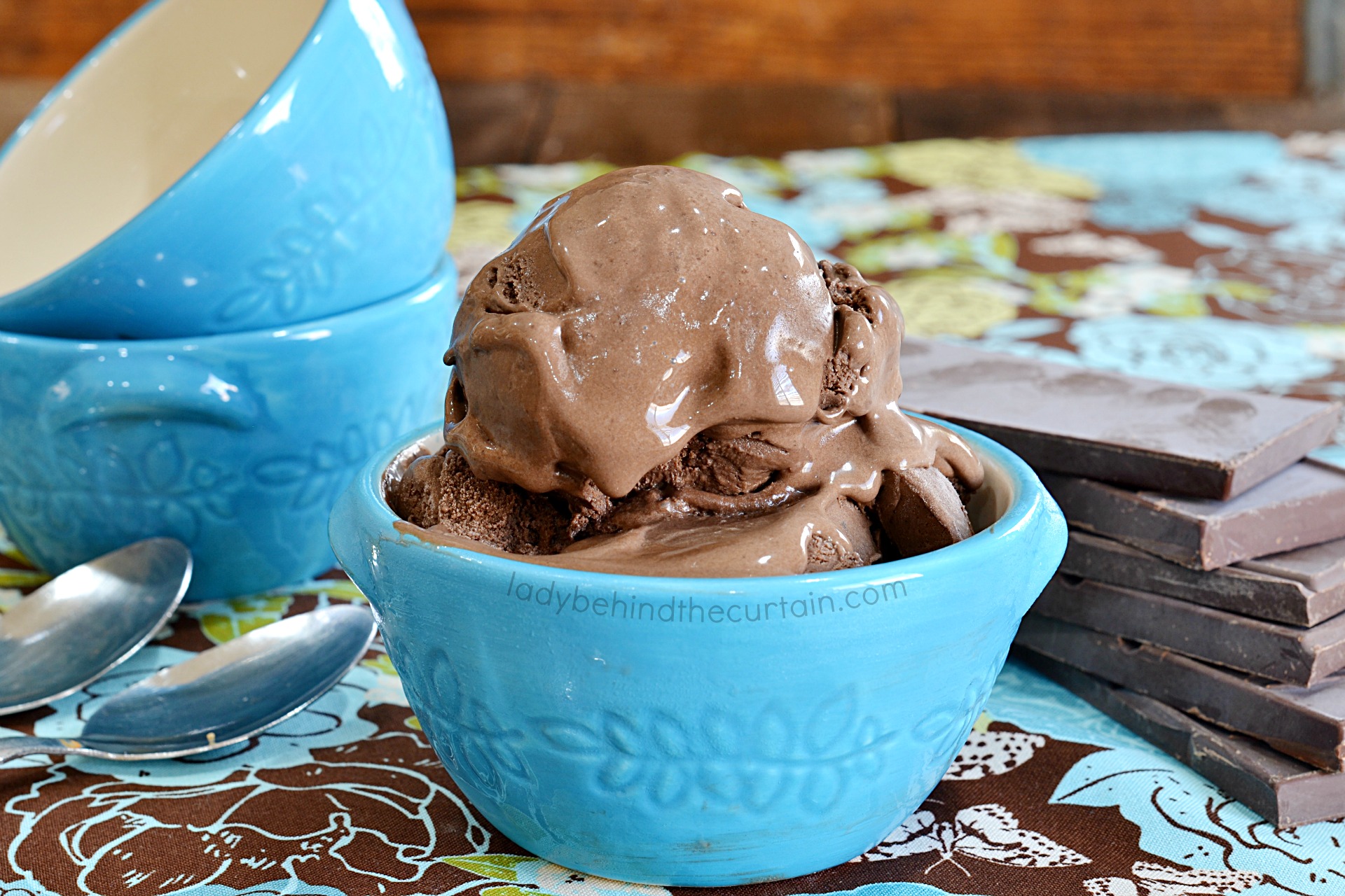 Creamy Homemade Dark Chocolate Gelato