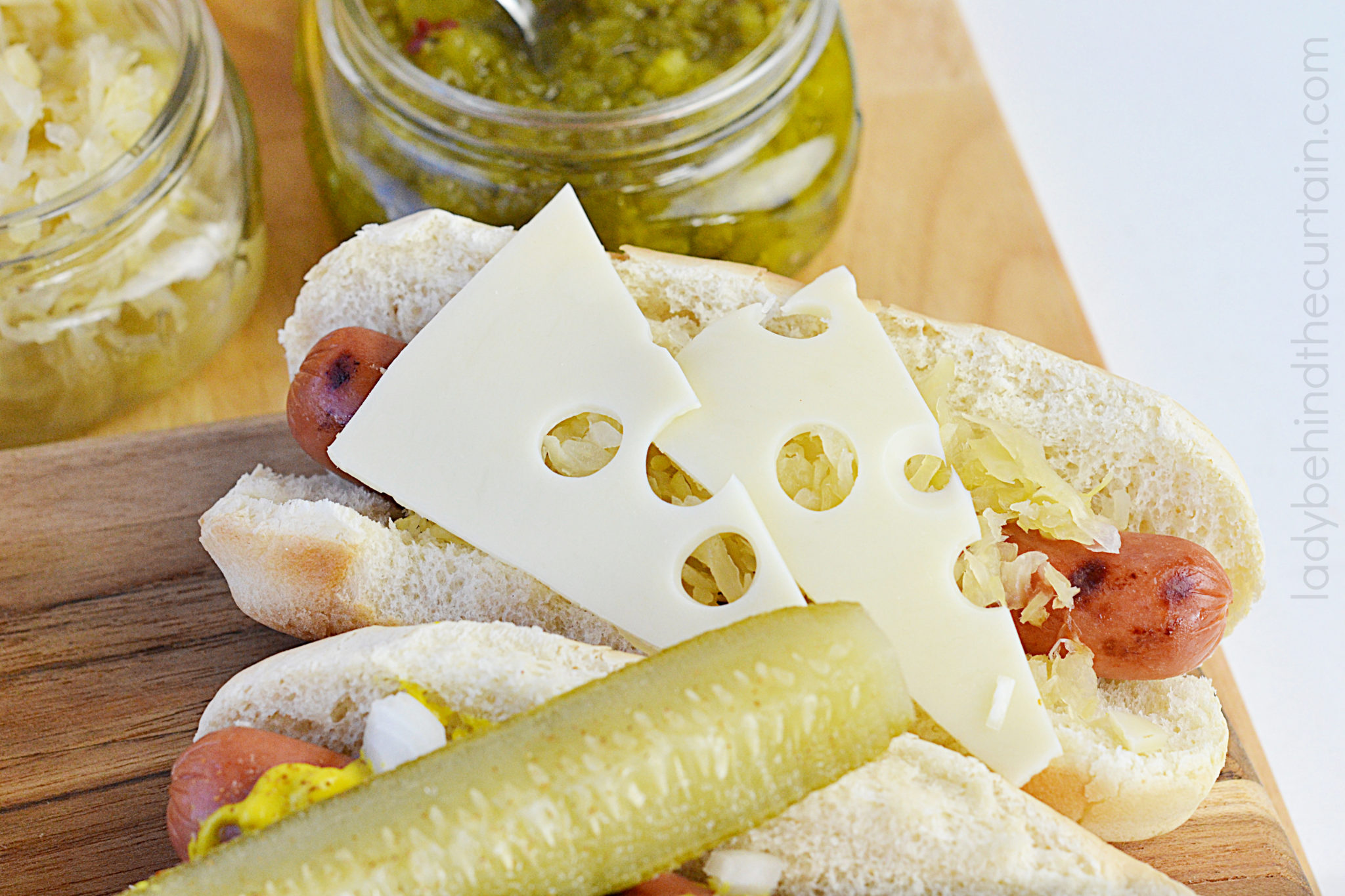 4 Tailgate Hot Dog Recipes