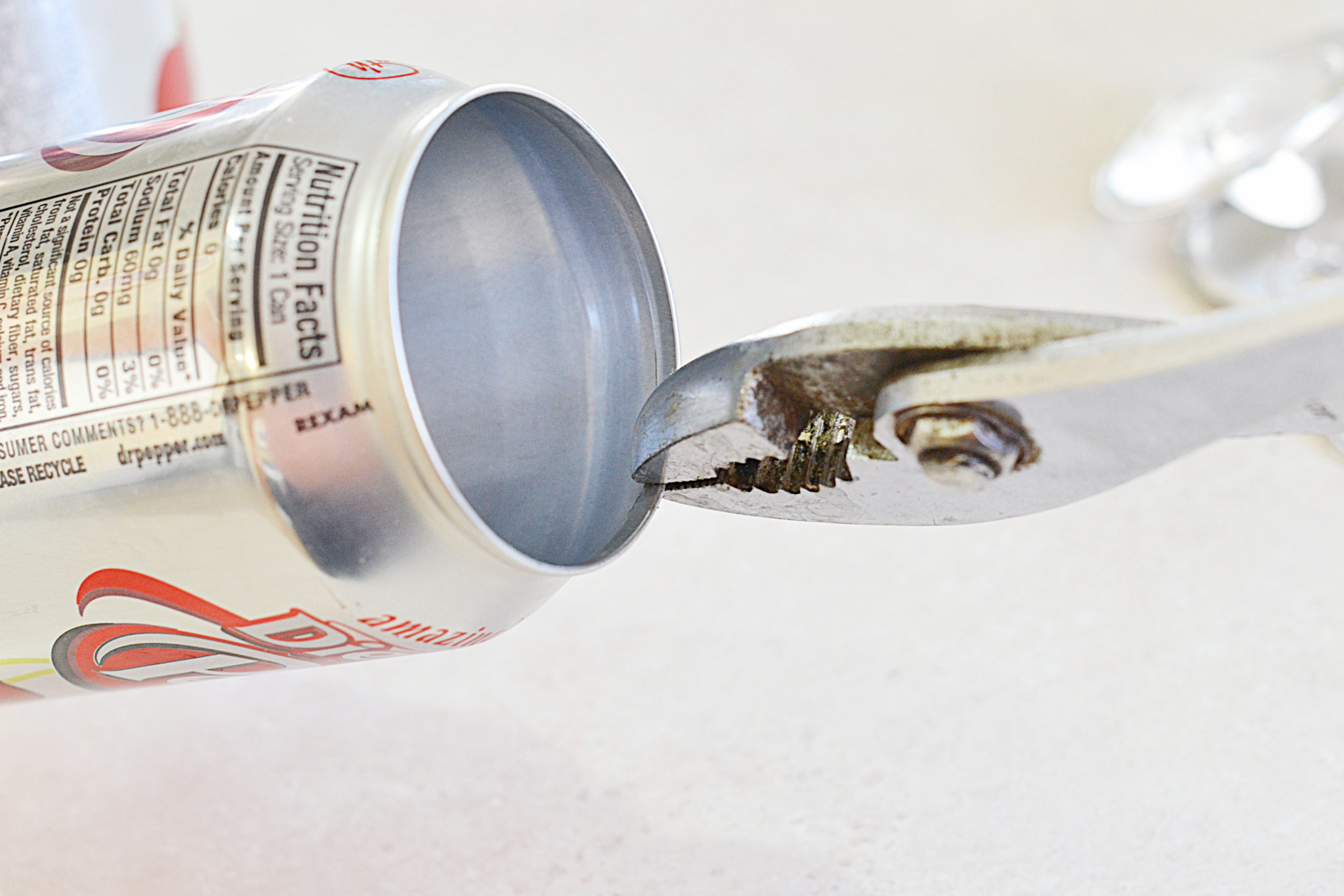 DIY Soda Can Drinking Cups