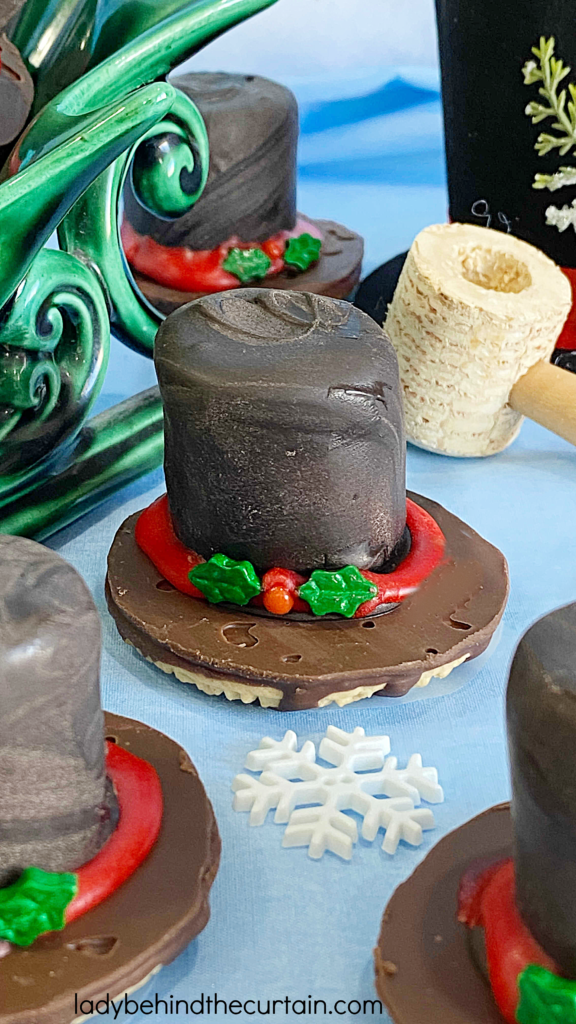 Easy Chocolate Covered Marshmallow Snowman Hat Treats