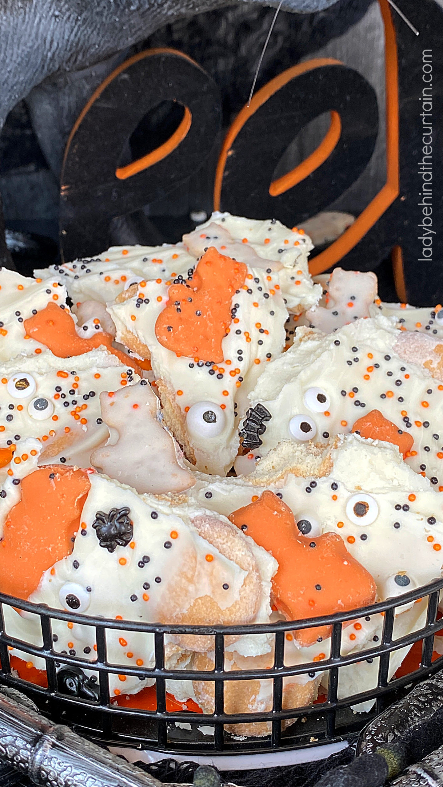 Bats and Cats Halloween Bark