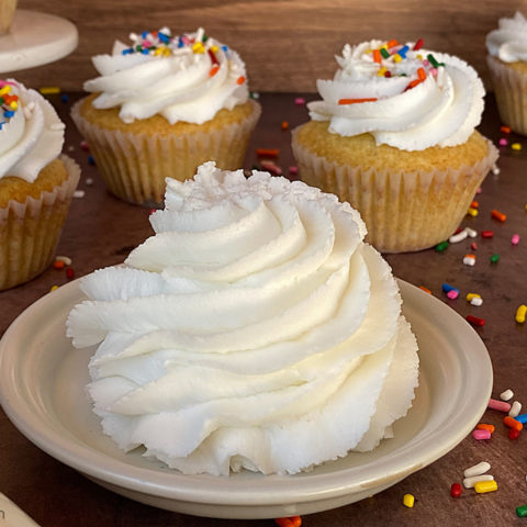 Copycat Classic Bakery White Frosting Recipe