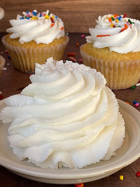 Cake Decorating Icing Recipe With Crisco | Shelly Lighting