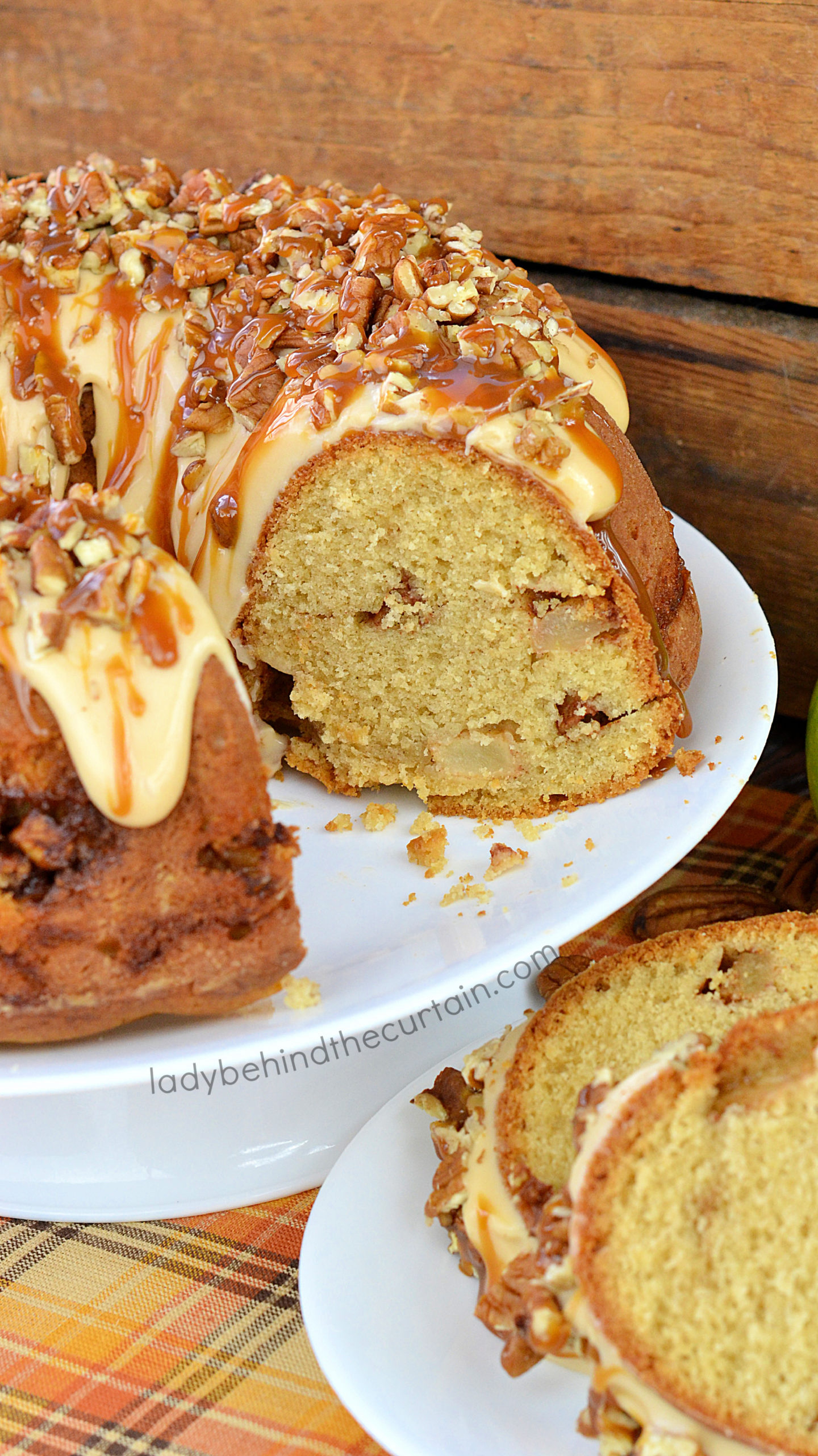 Caramel Apple Bundt Cake