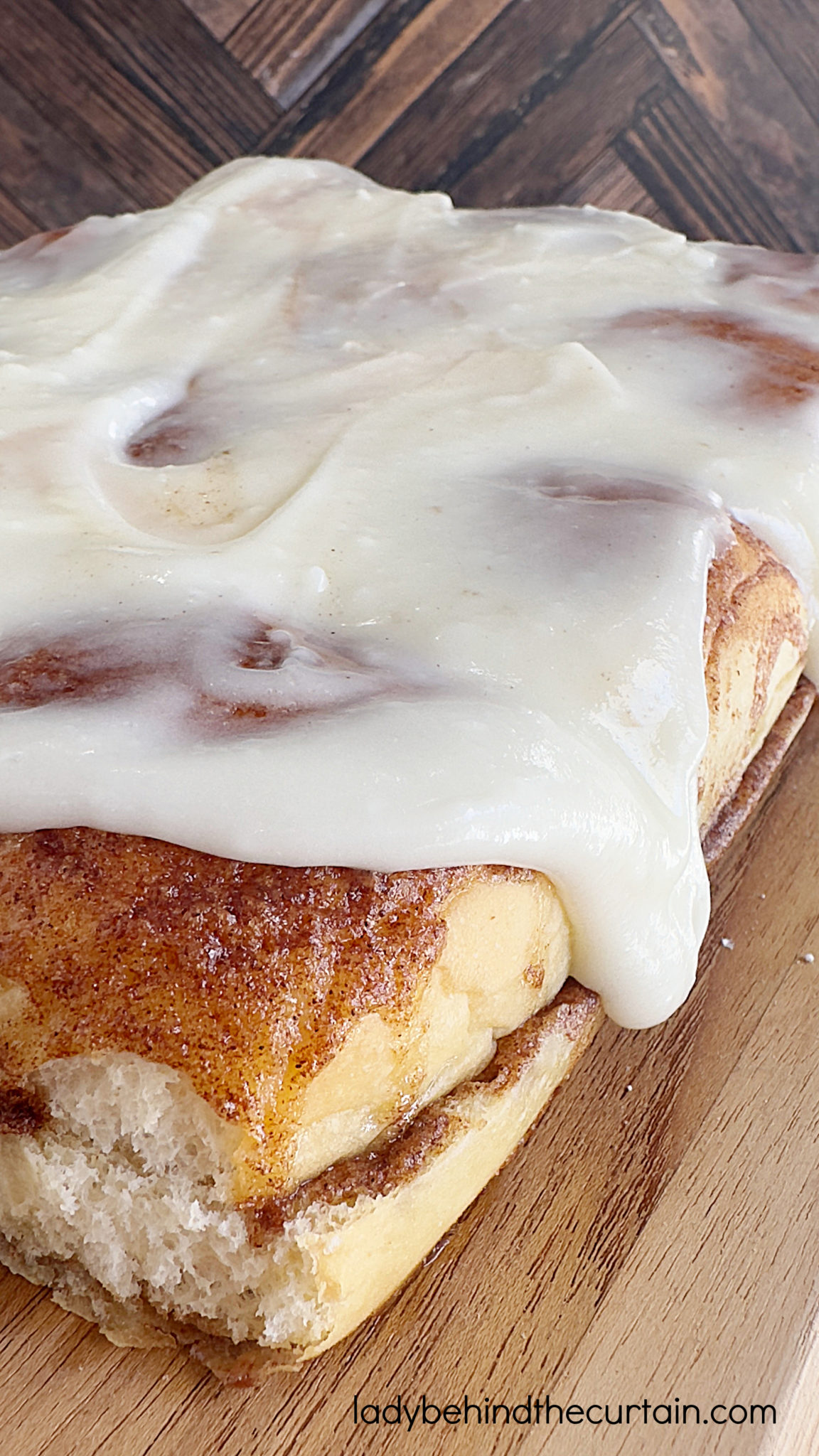 King's Hawaiian Dinner Roll Cinnamon Rolls